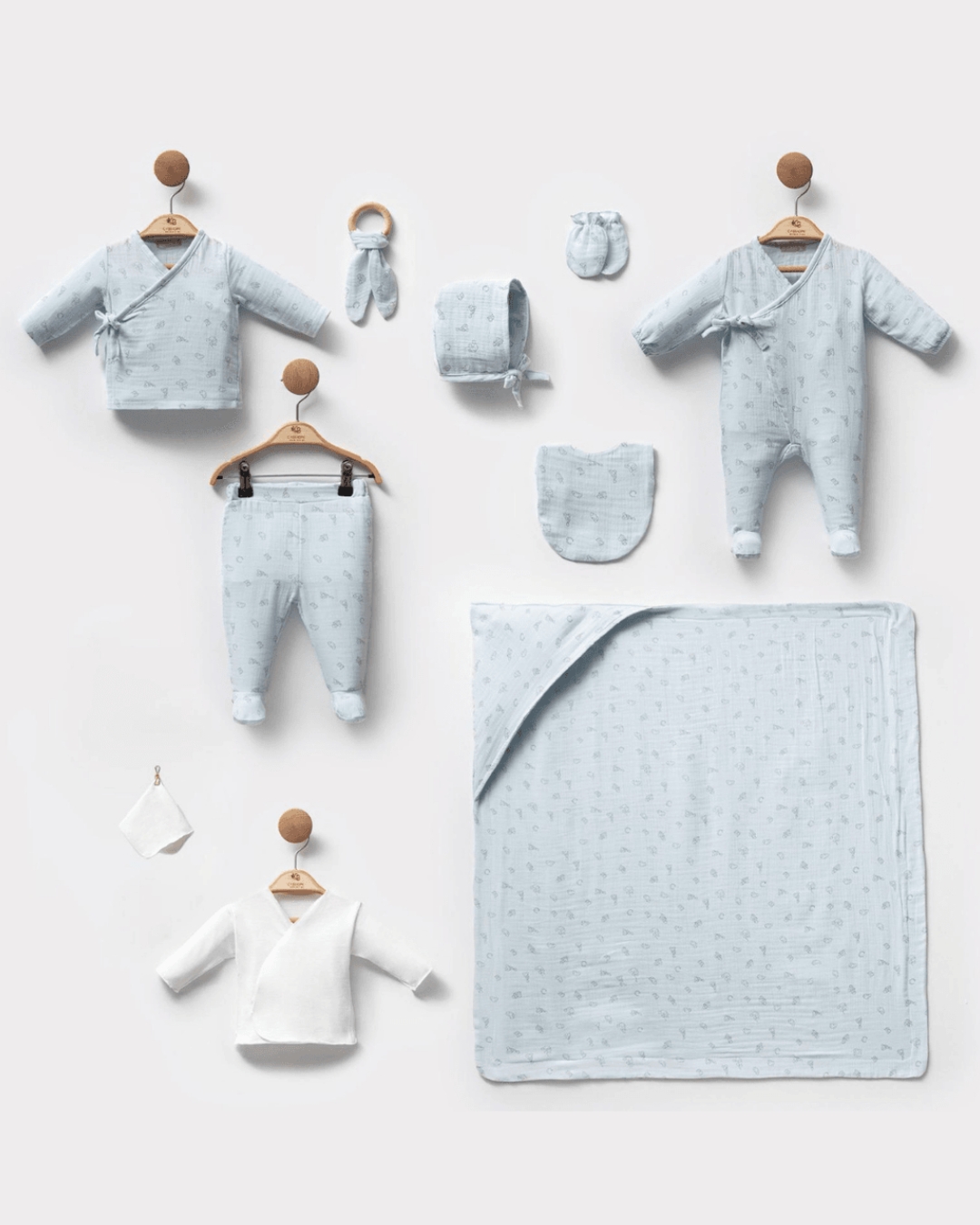 Komplet za bebe dečake za izlazak iz bolnice Enzo 10/1